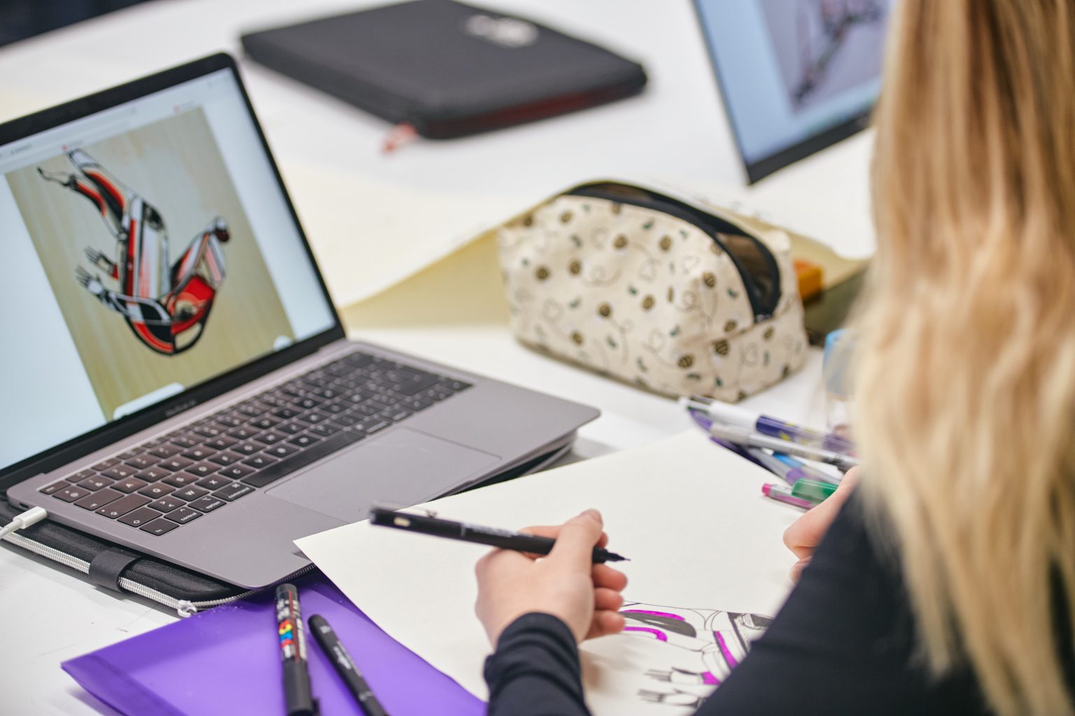 ESDAC Paris - École supérieure de Design, darts appliqués et de ...